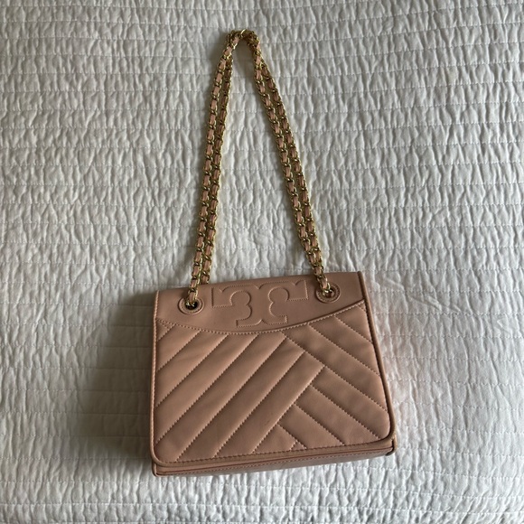 Tory Burch | Bags | Tory Burch Alexa Convertible Shoulder Bag | Poshmark